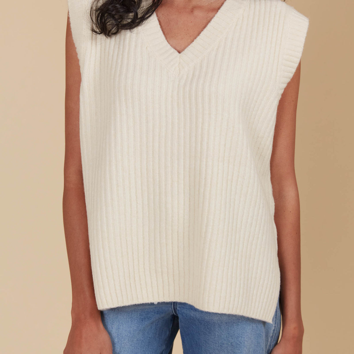 Miru Knit Vest - Canvas – Isle of Mine